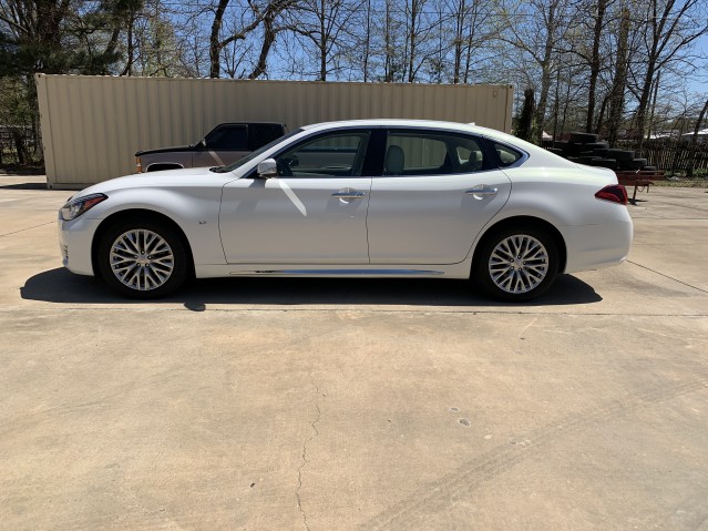 B & B Auto Sales Marks, MS | 2015 Infinity Q70L 3.7