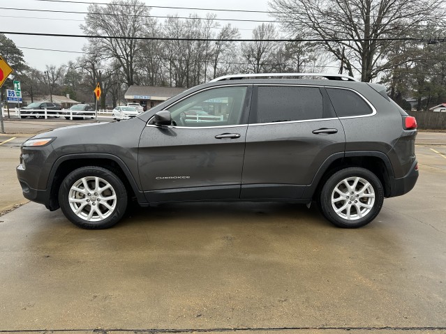 B & B Auto Sales Marks, MS | 2017 Jeep Cherokee Latituda